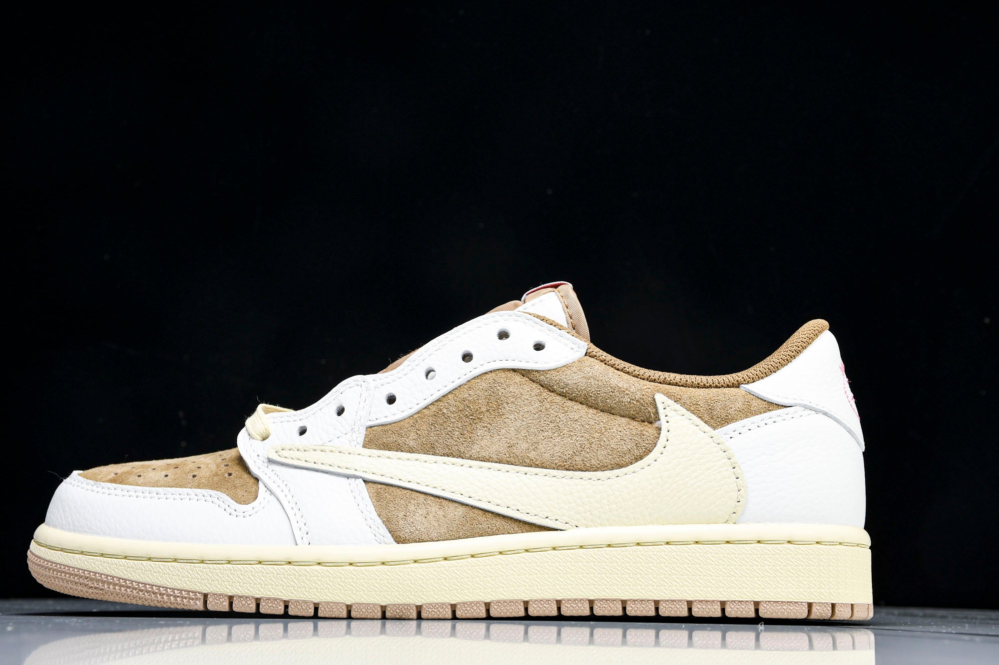 Travis Scott AJ1 Retro Low OG 'Sail Shy Pink' – Drip Locker Global